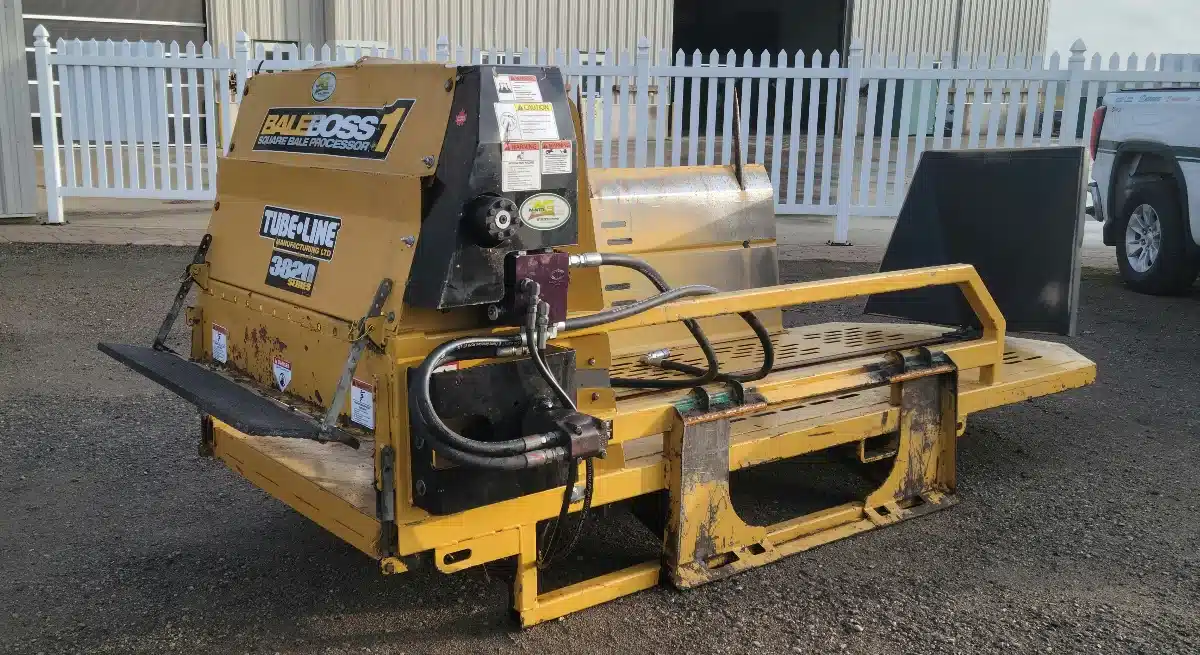 Used 2017 Tubeline Manufacturing Ltd BALE BOSS 1-3820HF Bale Processor ...