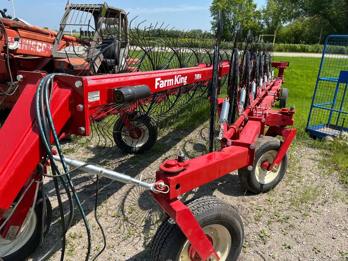 New 2024 Farm King TVR 14 Rake | AgDealer