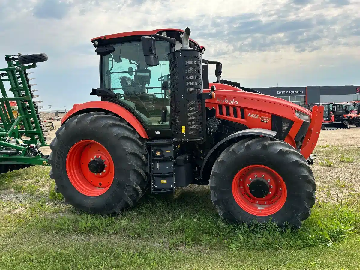 New 2024 Kubota M8-201-KVT Tractor | AgDealer