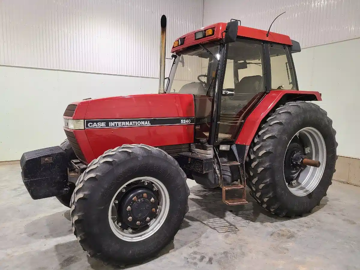 Used 1993 Case IH 5240 Tractor | AgDealer