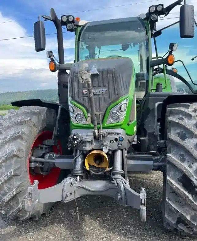 Used 2020 Fendt 718 VARIO Tractor