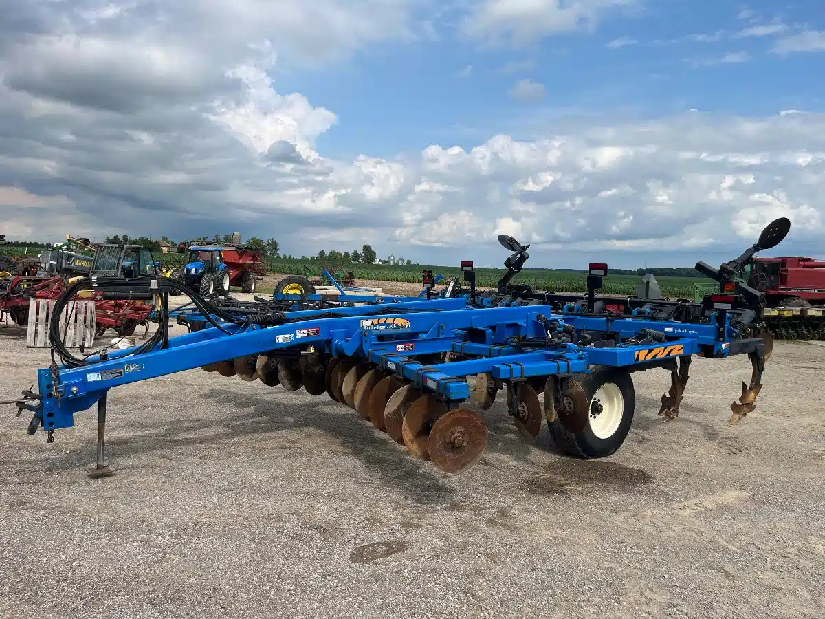 Used Case IH ECOLO-TIGER 730B Disc Ripper | AgDealer
