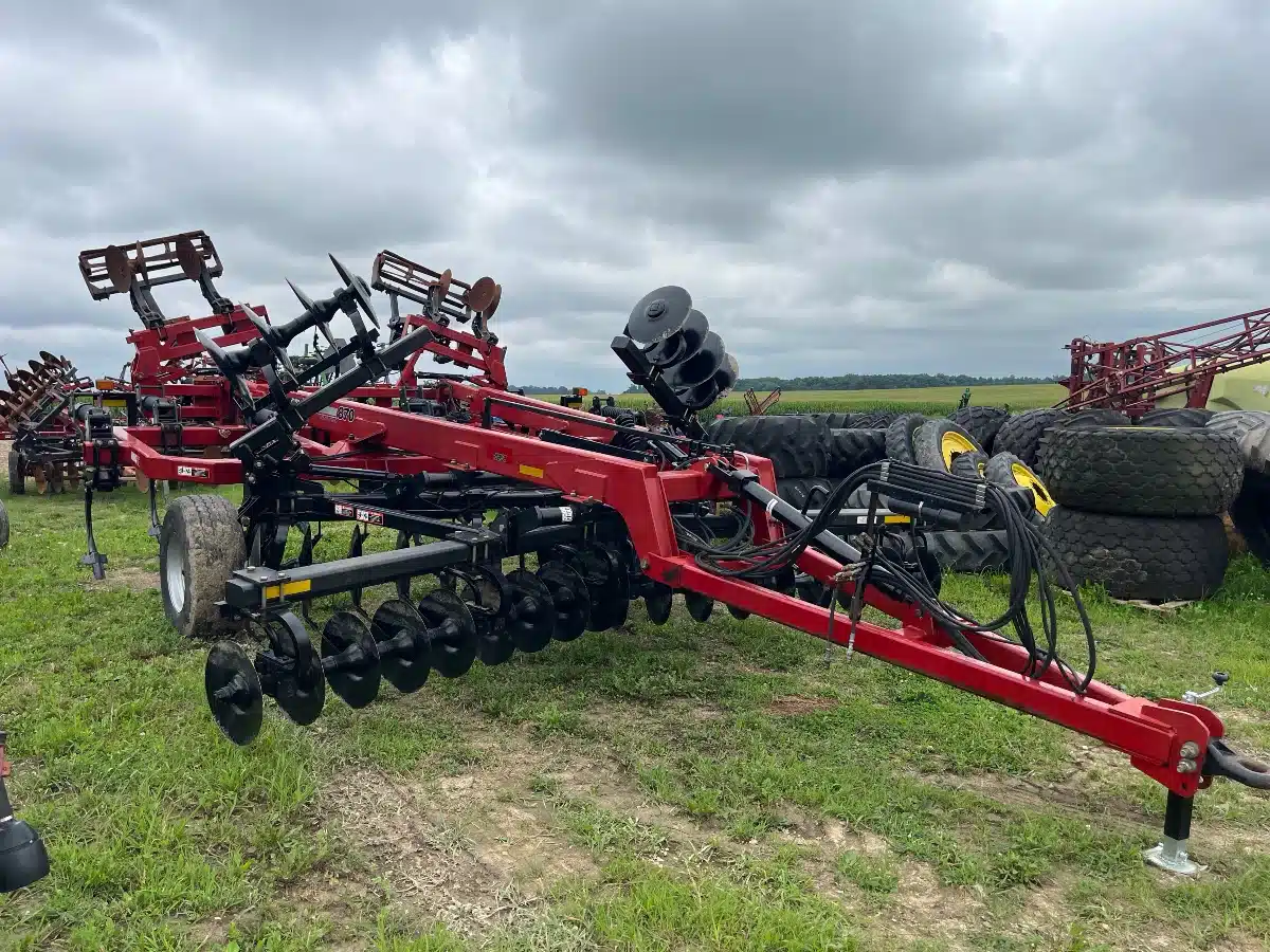 Used 2013 Case IH ECOLO-TIGER 870 Disc Ripper | AgDealer
