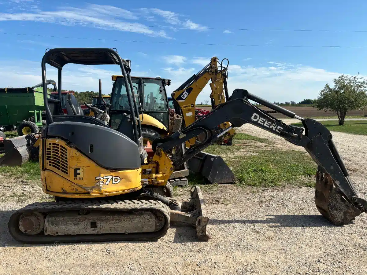 Used 2014 John Deere 27D Excavator | AgDealer