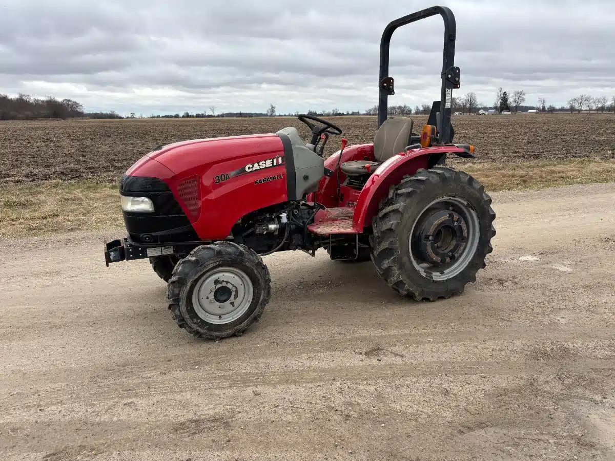 Used 2015 Case IH FARMALL 35 Tractor