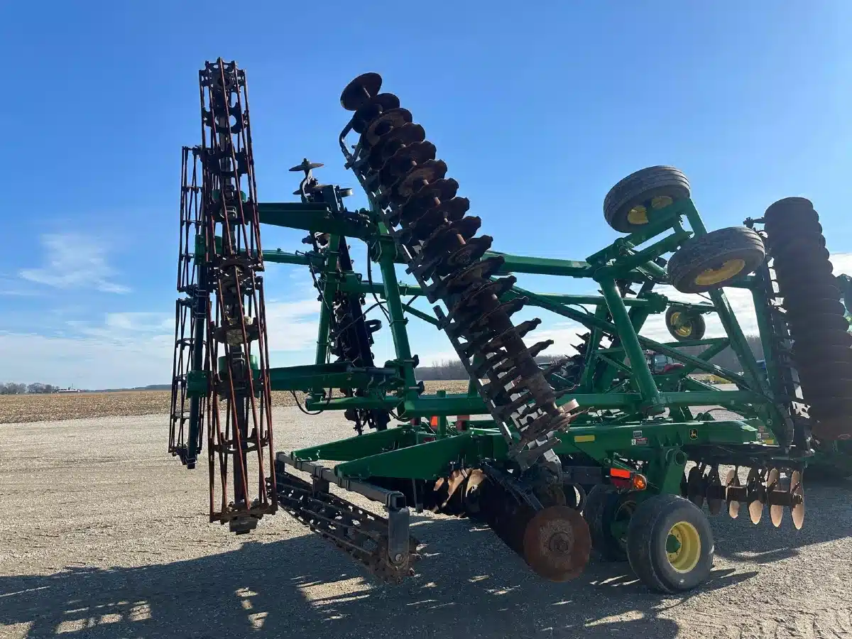 Used 2013 John Deere 2623VT Vertical Tillage