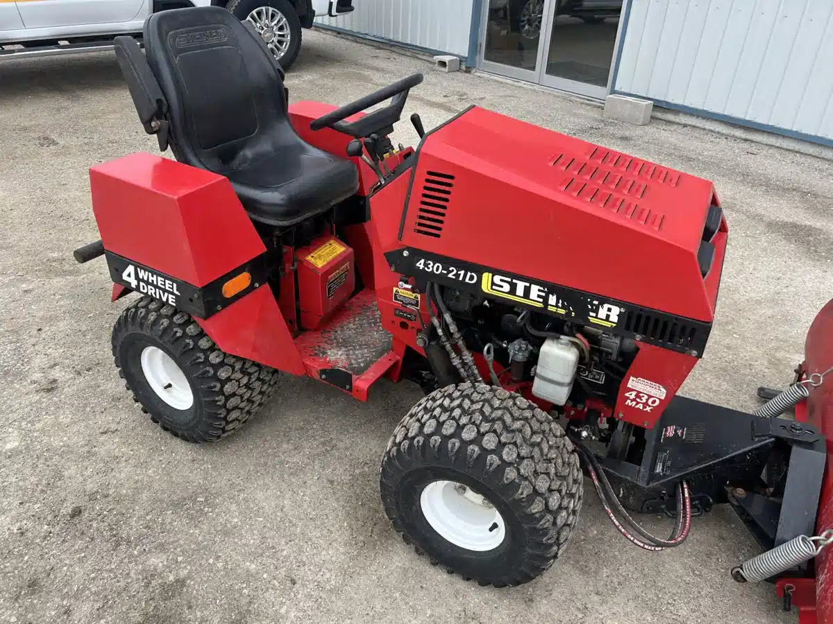 Used Steiner 430 Tractor