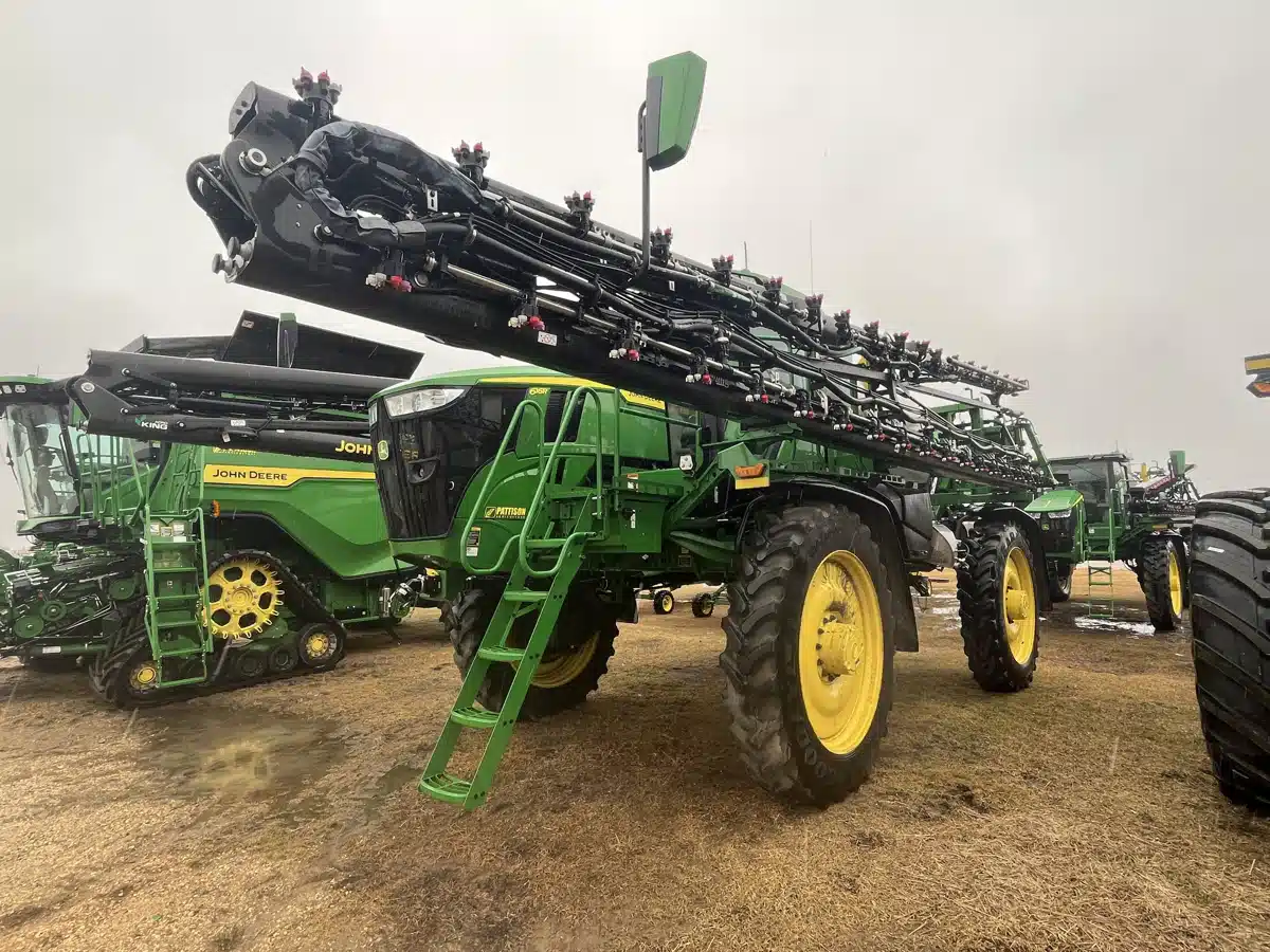Used 2022 John Deere 616R Sprayer - Self Propelled | AgDealer