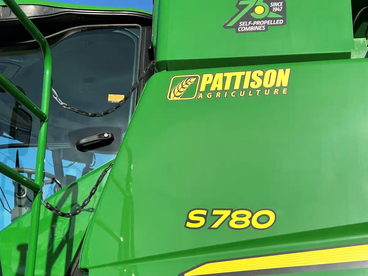 Used 2021 John Deere S780 Combine