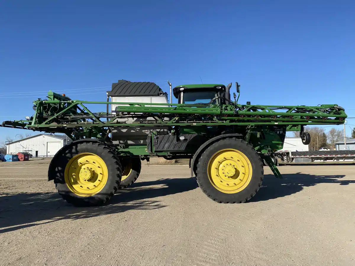 Used 2019 John Deere R4045 Sprayer - Self Propelled | AgDealer