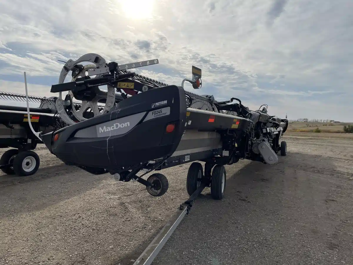Used 2022 MacDon Industries Ltd. FD245 Header Combine