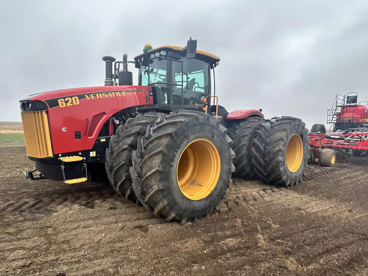Used 2022 Versatile 620 Tractor