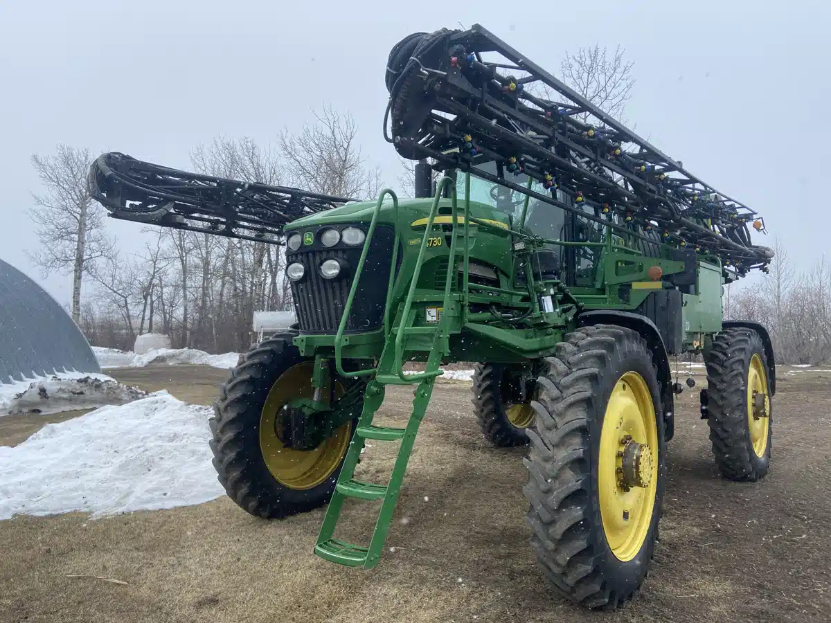 Used 2009 John Deere 4730 Sprayer - Self Propelled