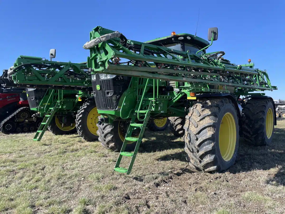 Used 2019 John Deere R4045 Sprayer - Self Propelled