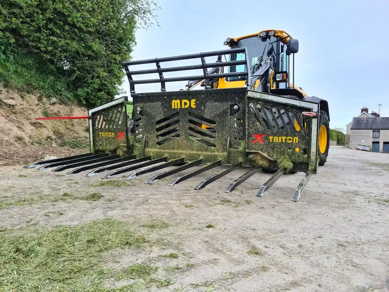 New 2024 MDE Machinery Triton 12 ft Range Silage Forks Fork | AgDealer