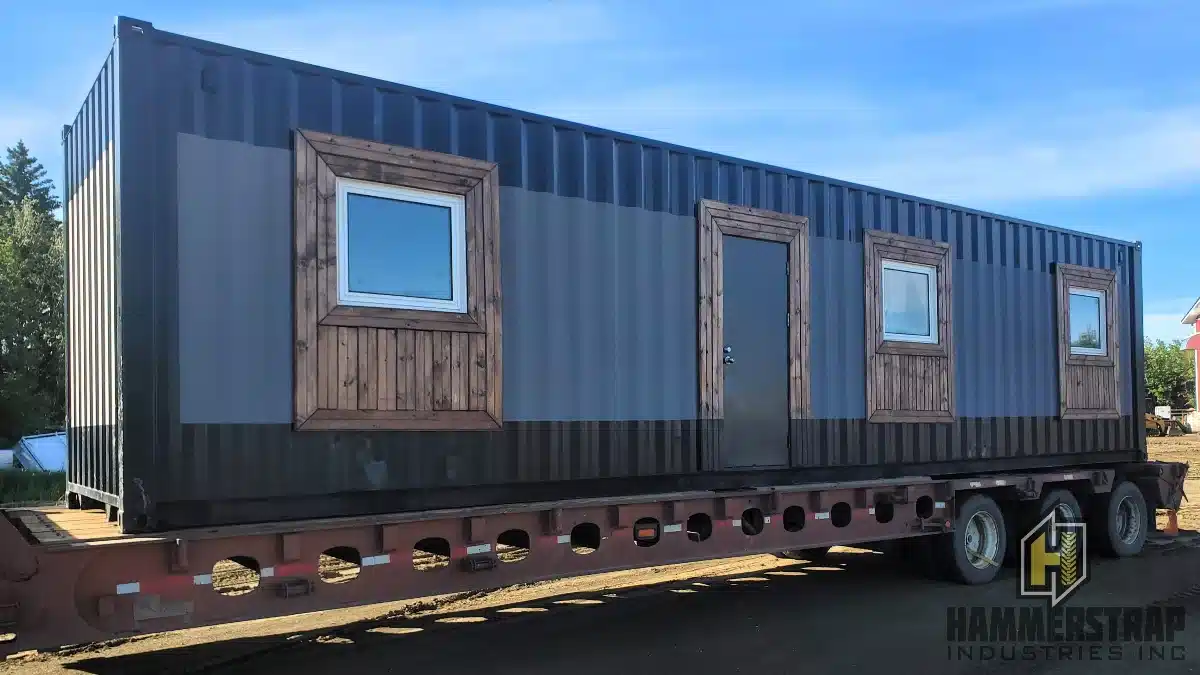 Used 2011 ***MANUFACTURER NOT SPECIFIED*** 40 Ft Sea Can Living ...