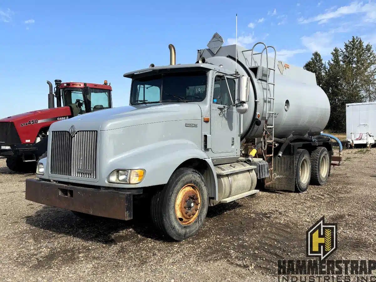 Used 1998 International 9400 Water Tank Tanker Truck Truck - Water