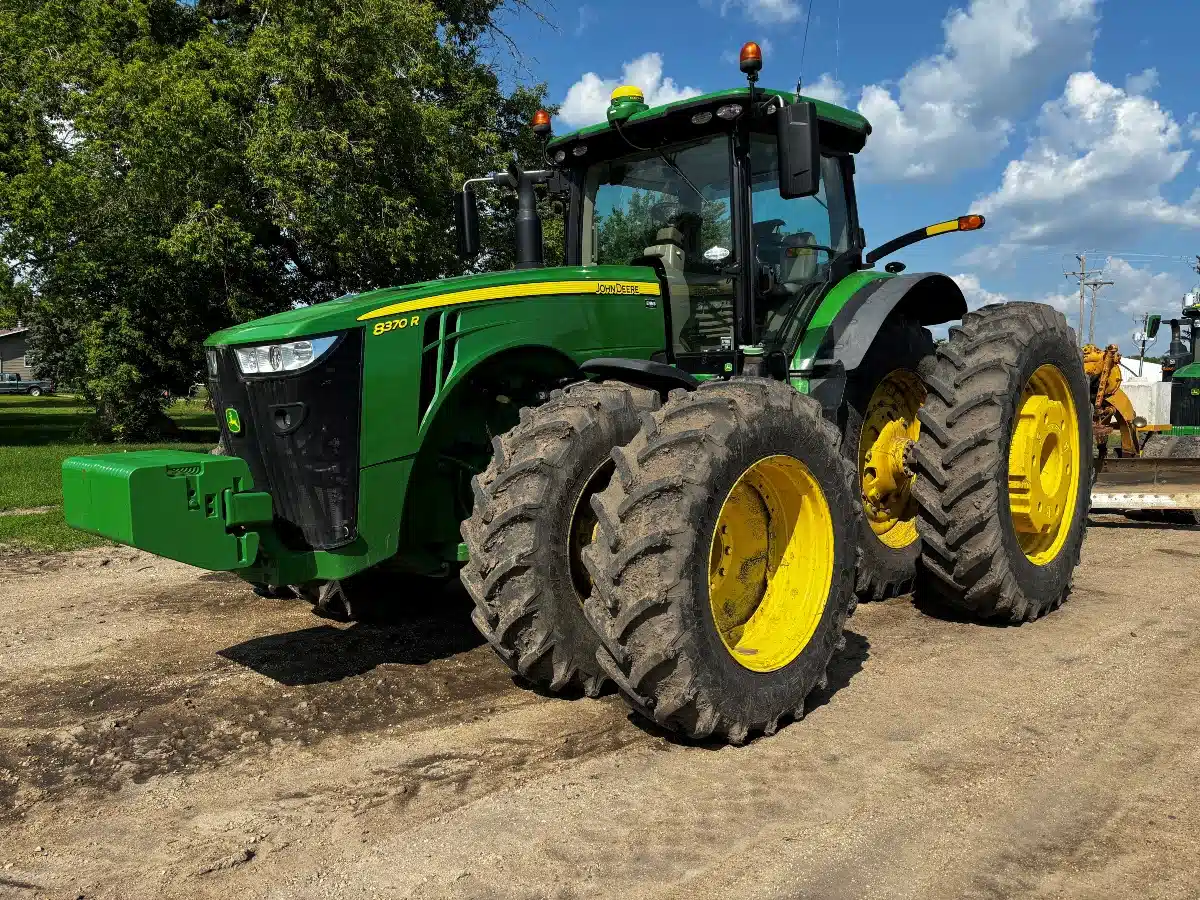 Used 2017 John Deere 8370R Tractor | AgDealer