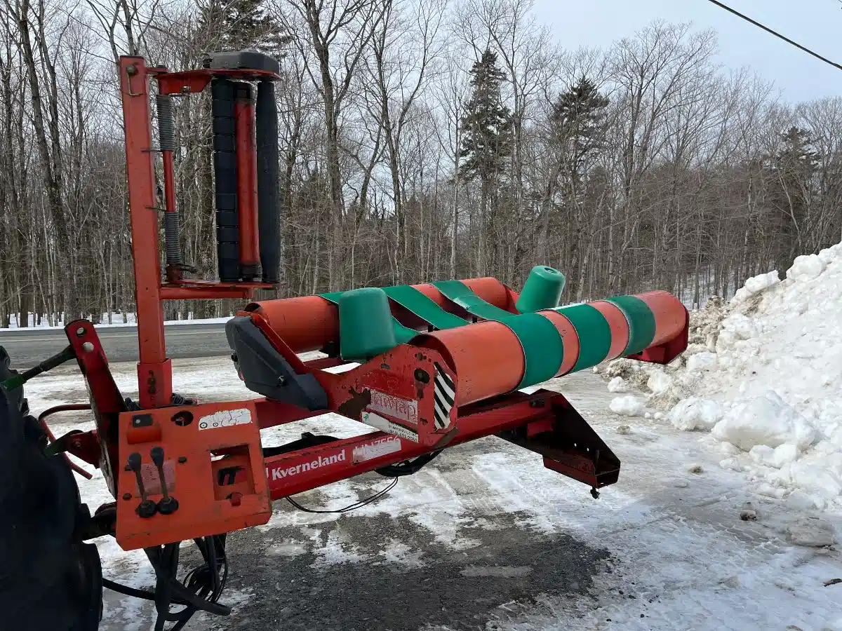 Used 2000 Kverneland UN7556 Bale Wrapper