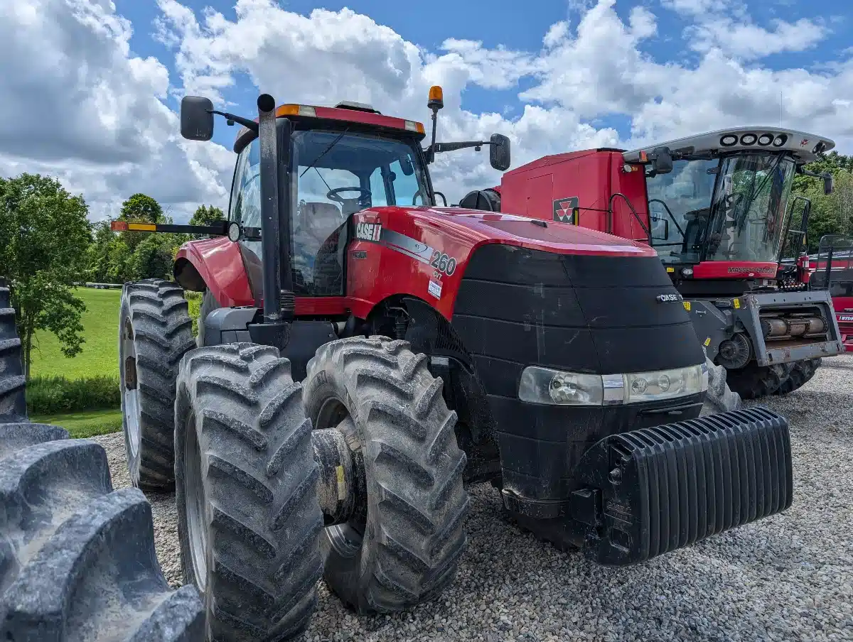 Used 2014 Case IH MAGNUM 260 Tractor | AgDealer