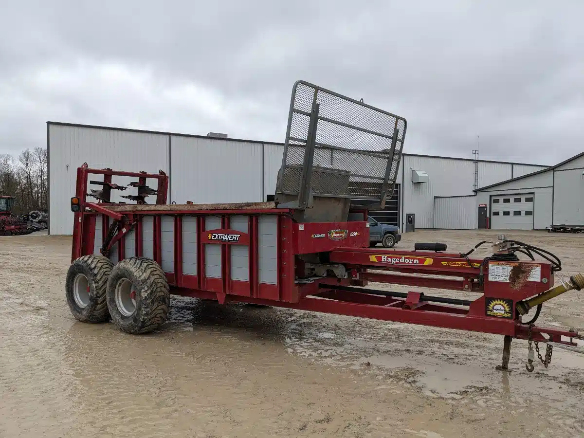 Used Hagedorn 5290V Manure Spreader | AgDealer