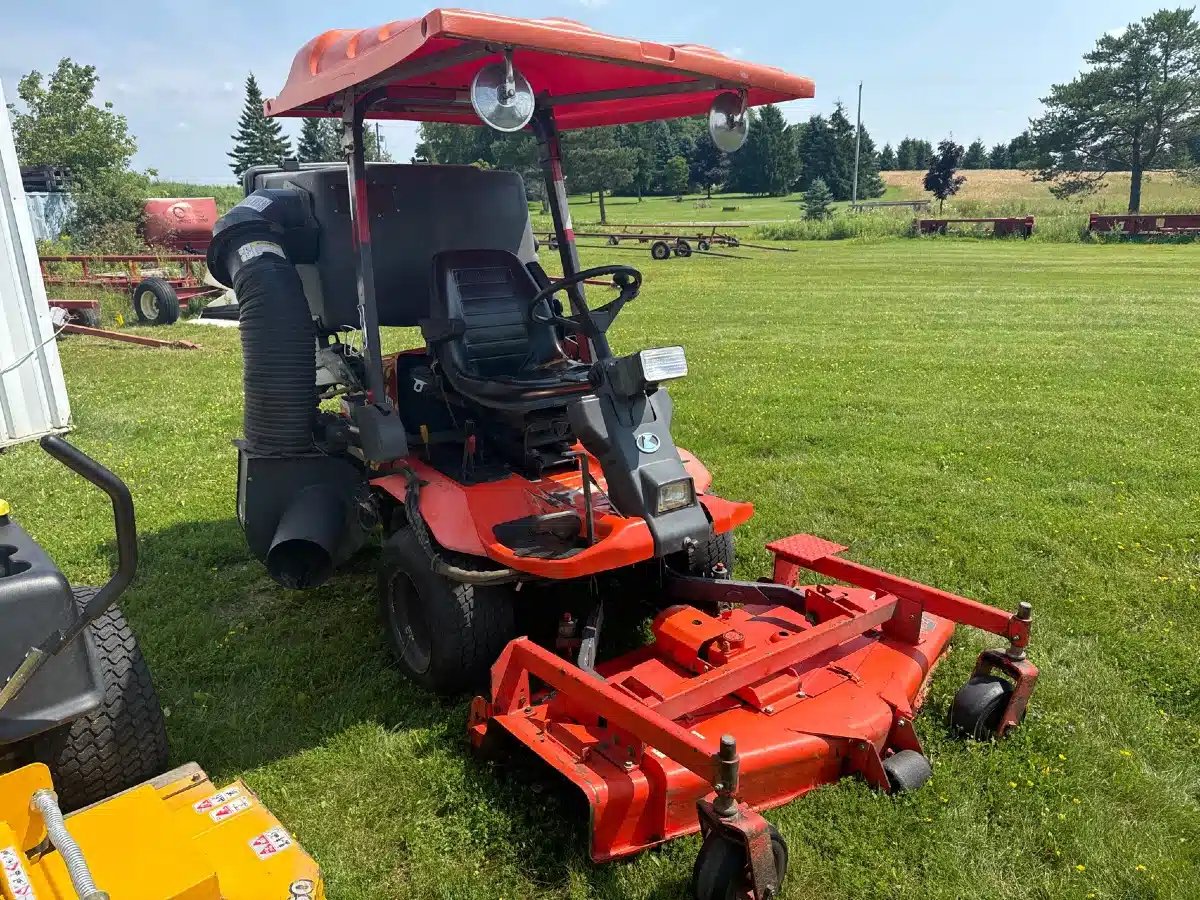 Used Kubota F3060 Mower - Front Deck | AgDealer