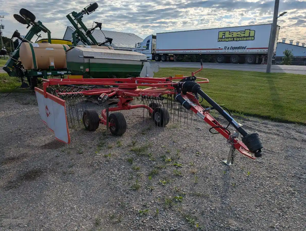 Used 2023 Kuhn GA 4230 T Rake | AgDealer