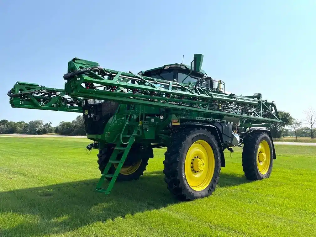 Used 2023 John Deere 616R Sprayer - Self Propelled | AgDealer