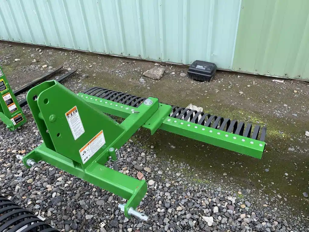 New 2022 Frontier LR2060L Rake | AgDealer