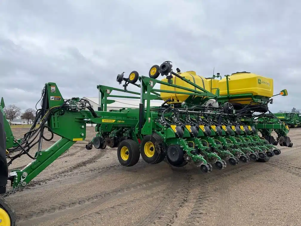 Used 2022 John Deere DB44 Planter | AgDealer
