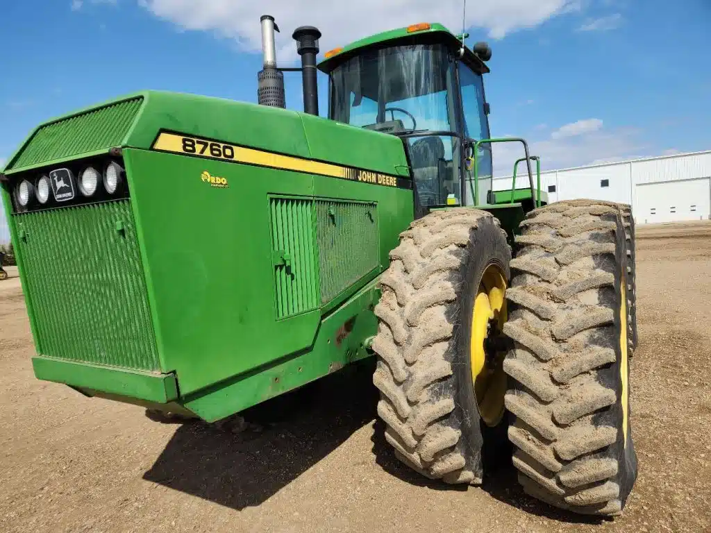 Used 1990 John Deere 8760 Tractor