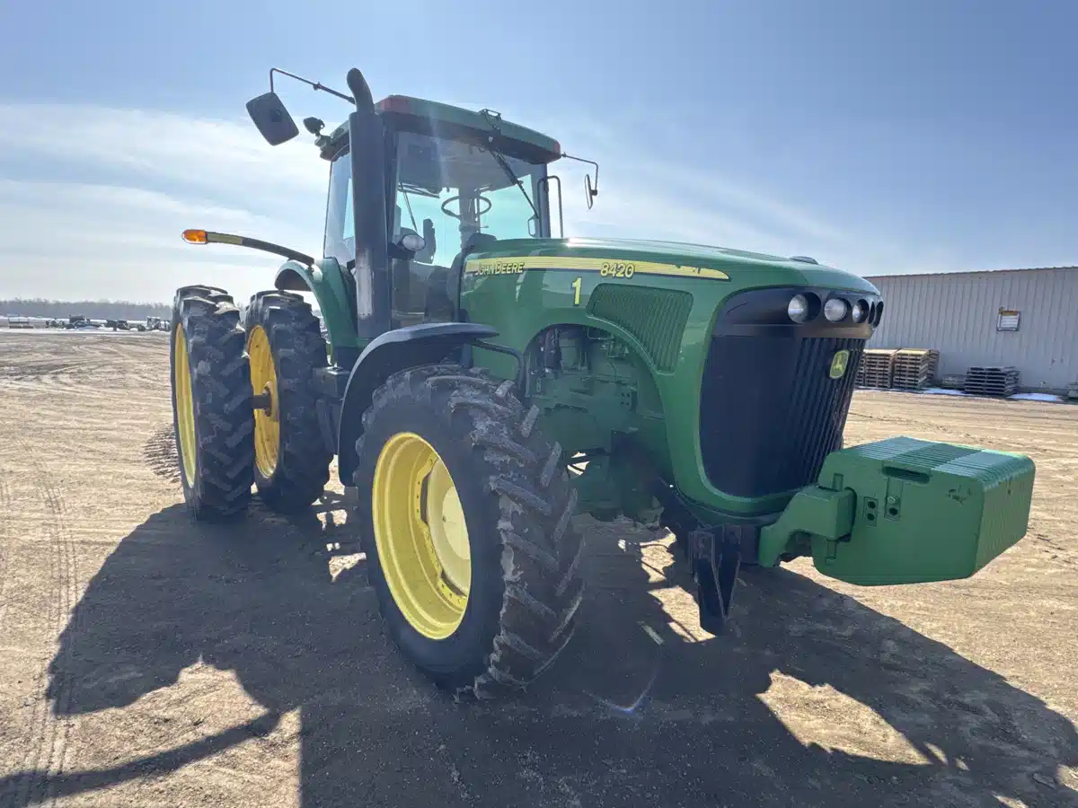 Used 2004 John Deere 8420 Tractor