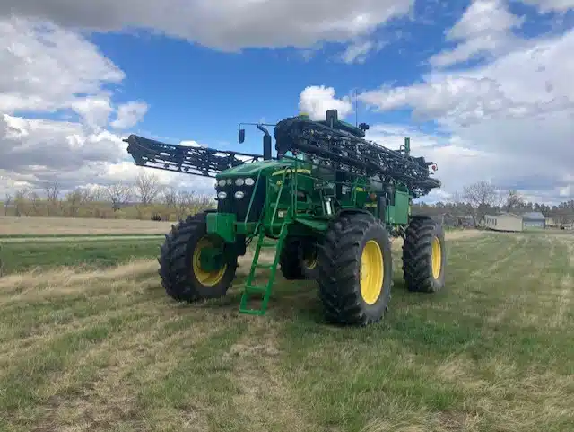 Used 2012 John Deere 4830 Sprayer - Self Propelled