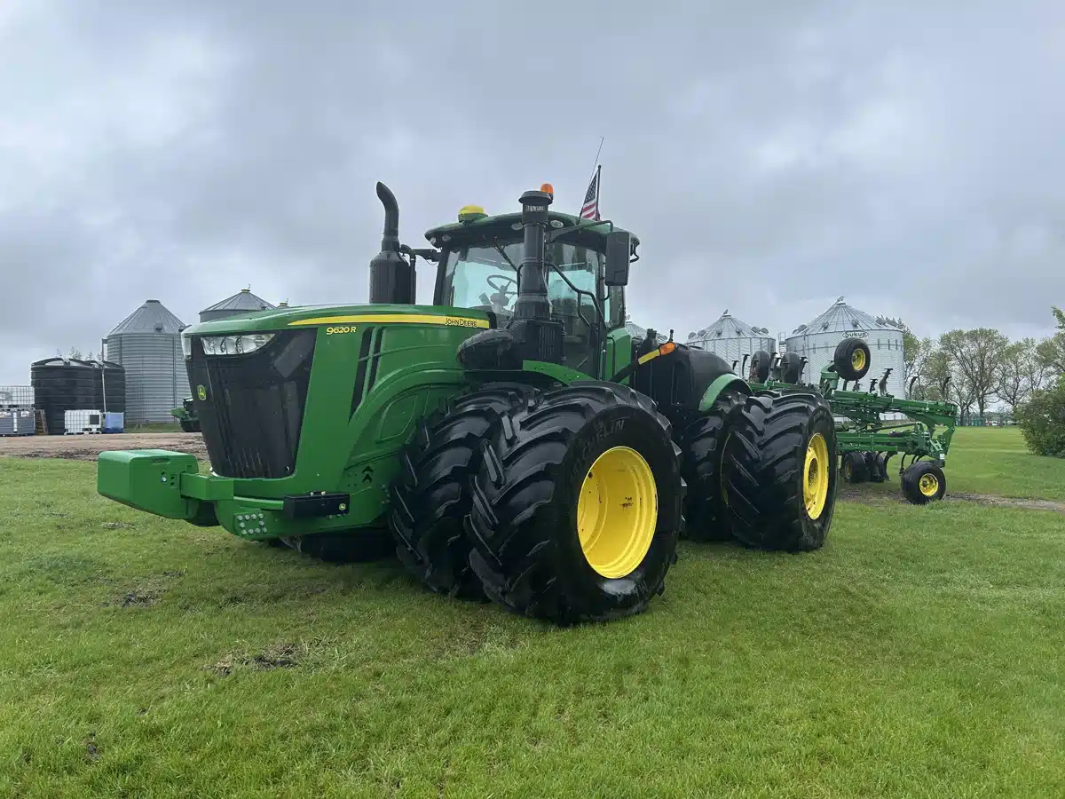 Used 2020 John Deere 9620R Tractor | AgDealer