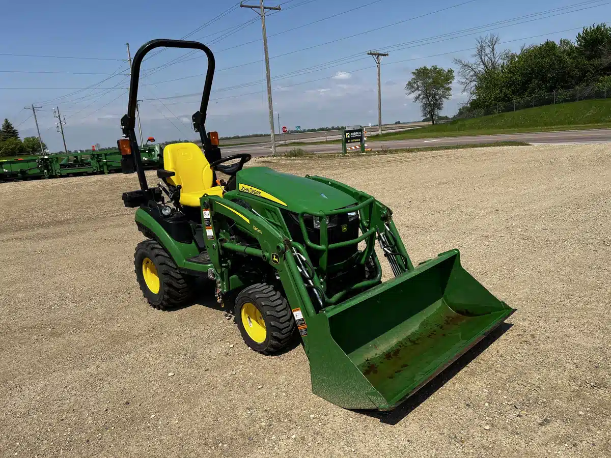 Used 2020 John Deere 1025R Tractor | AgDealer