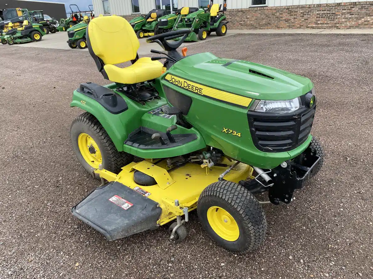 Used 2018 John Deere X734 Lawn Tractor | AgDealer