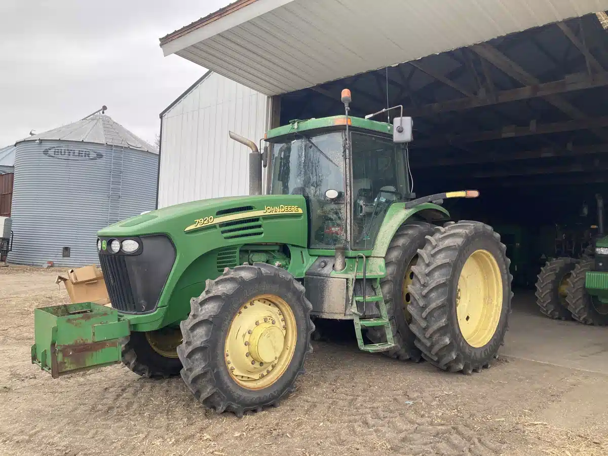 Used 2004 John Deere 7920 Tractor