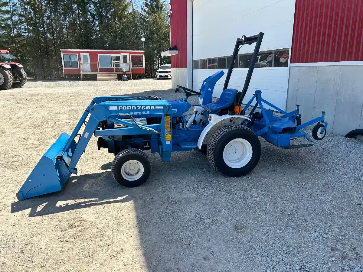 Usagé 1986 Ford 1210 Tracteur | AgricoleIdéal