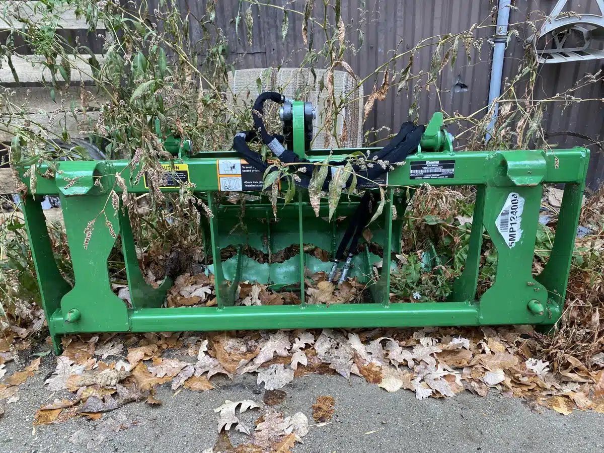 Used 2021 Frontier AV20F Attachment