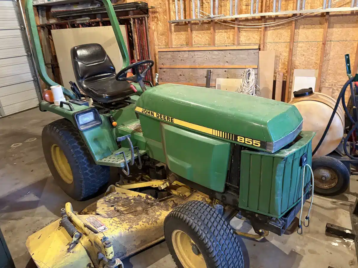 Used 1994 John Deere 855 Tractor