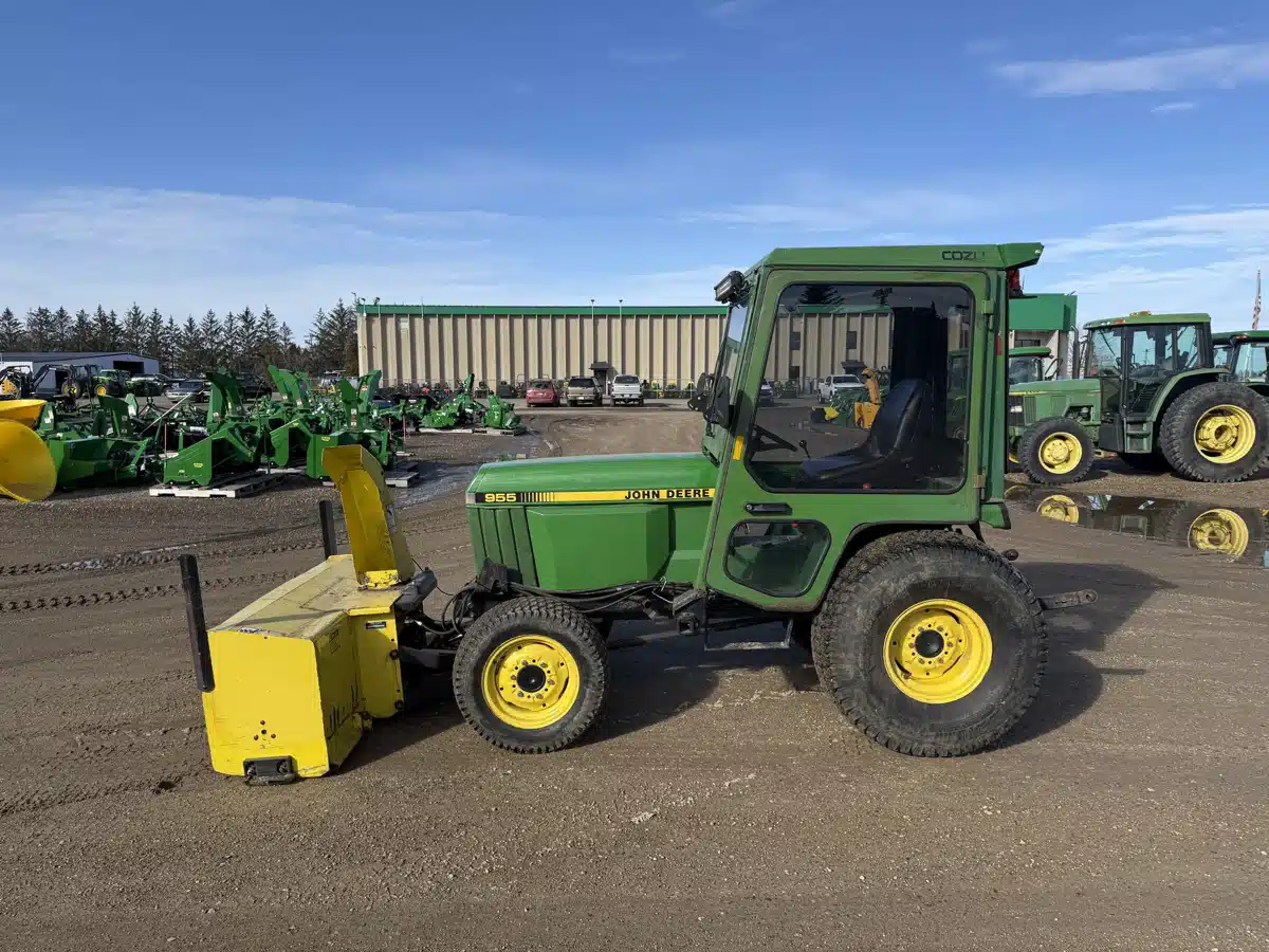 Used 1996 John Deere 955 Tractor