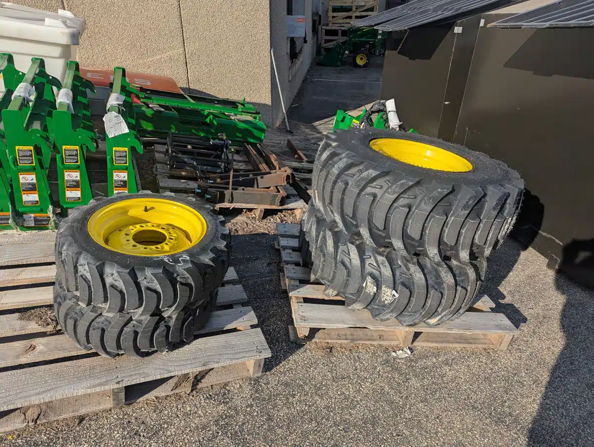 Used 2025 John Deere R4 SET OF WHEELS AND TIRES Tires