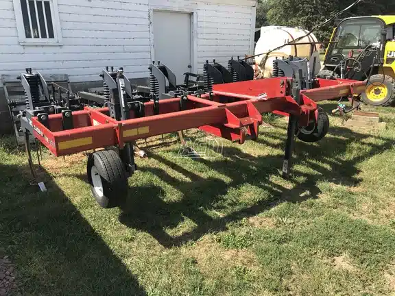 Used Case IH 2500B Ripper | AgDealer