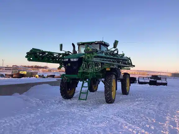 Used 2023 John Deere 412R Sprayer - Self Propelled | AgDealer