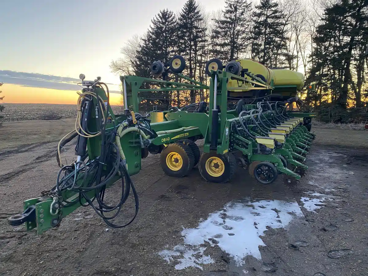 Used 2015 John Deere DB60 Planter | AgDealer