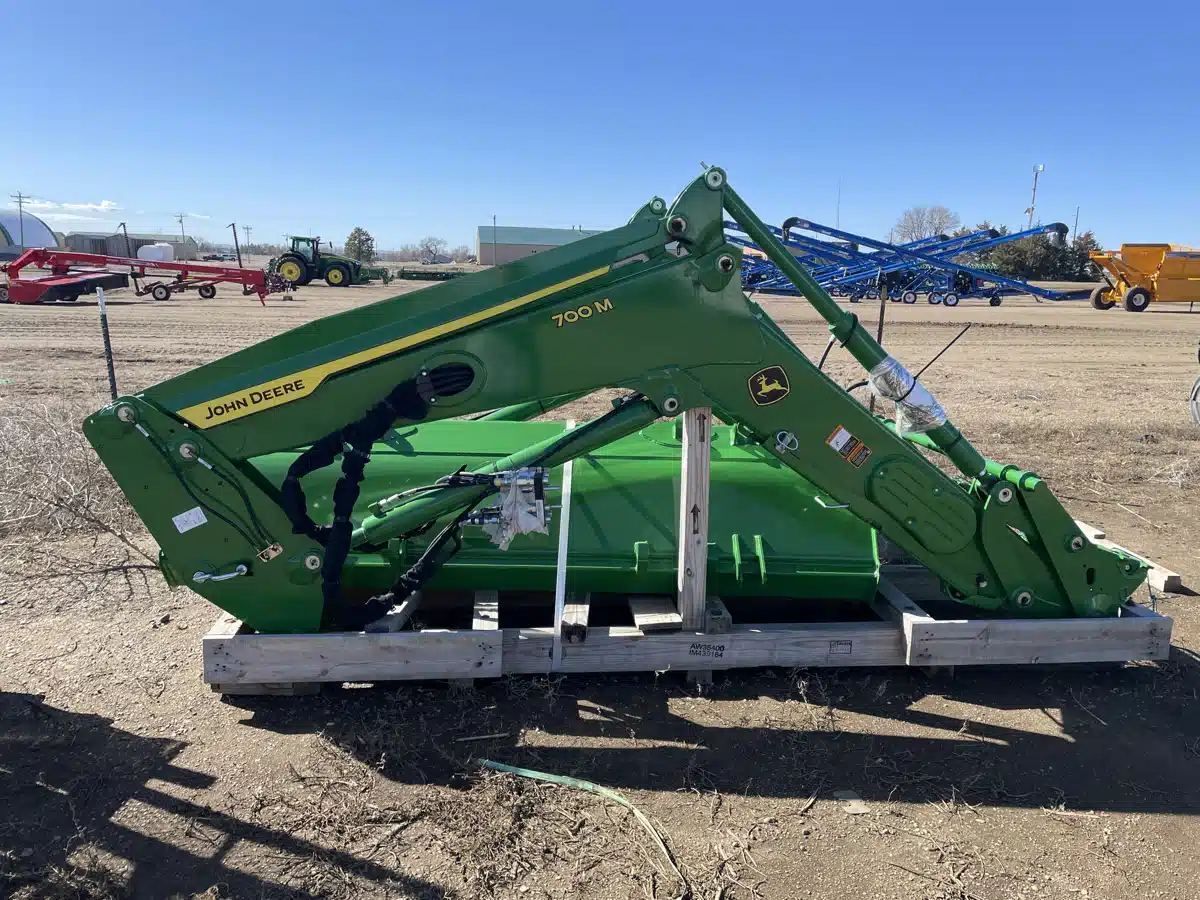 Used 2022 John Deere 700M Tractor Loader | AgDealer