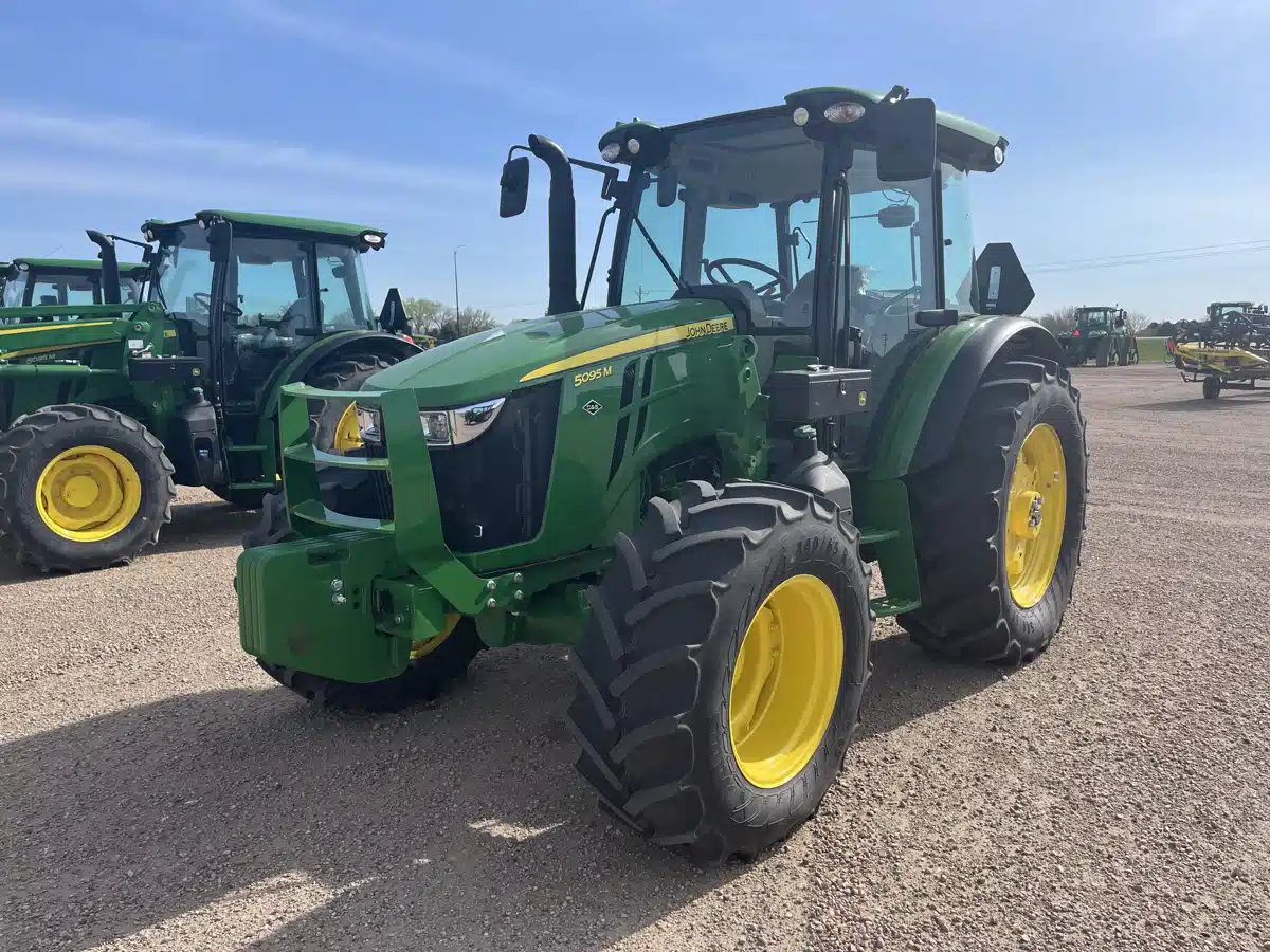 Used 2023 John Deere 5095M Tractor | AgDealer
