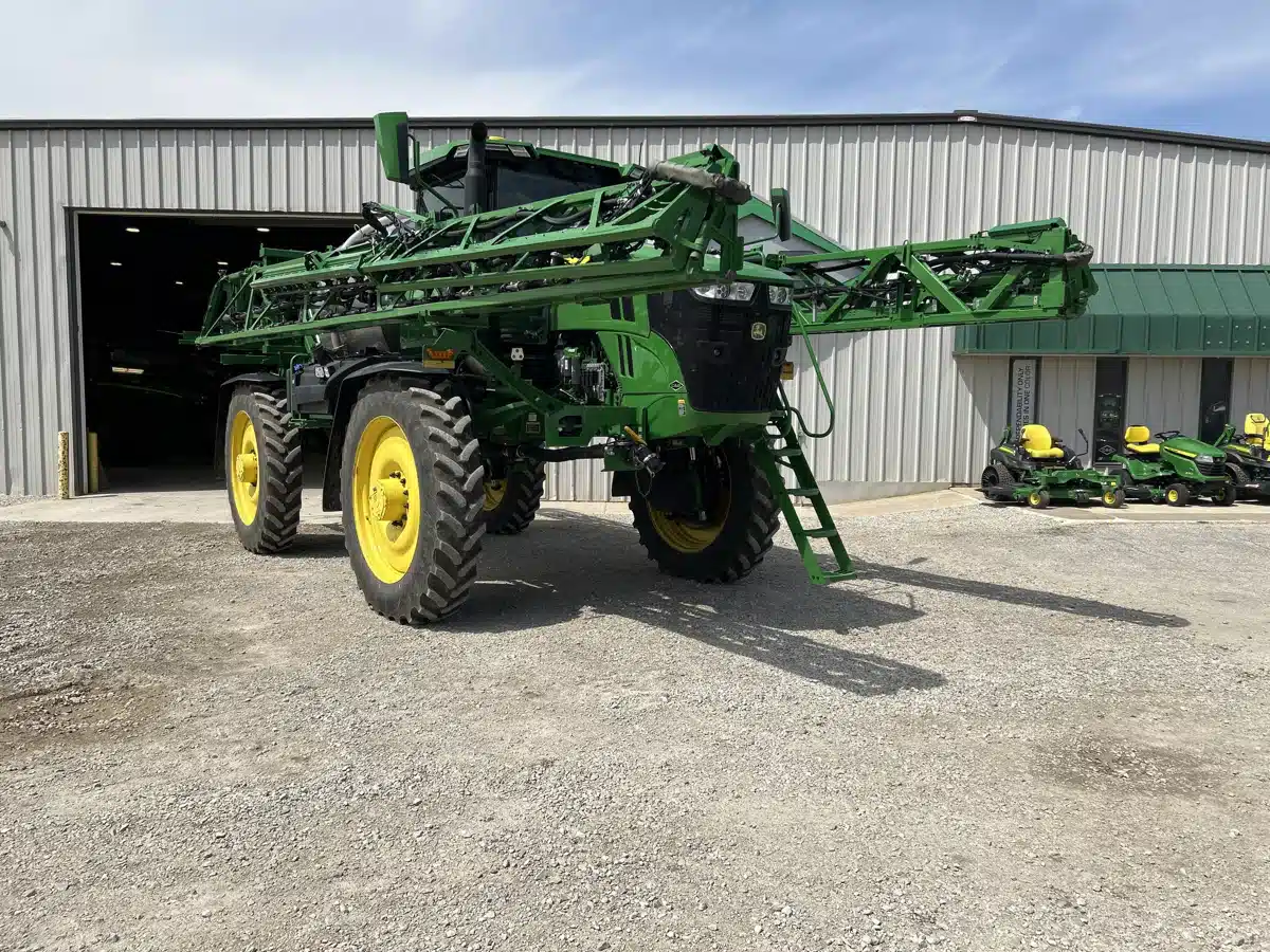 Used 2023 John Deere 616R Sprayer - Self Propelled | AgDealer