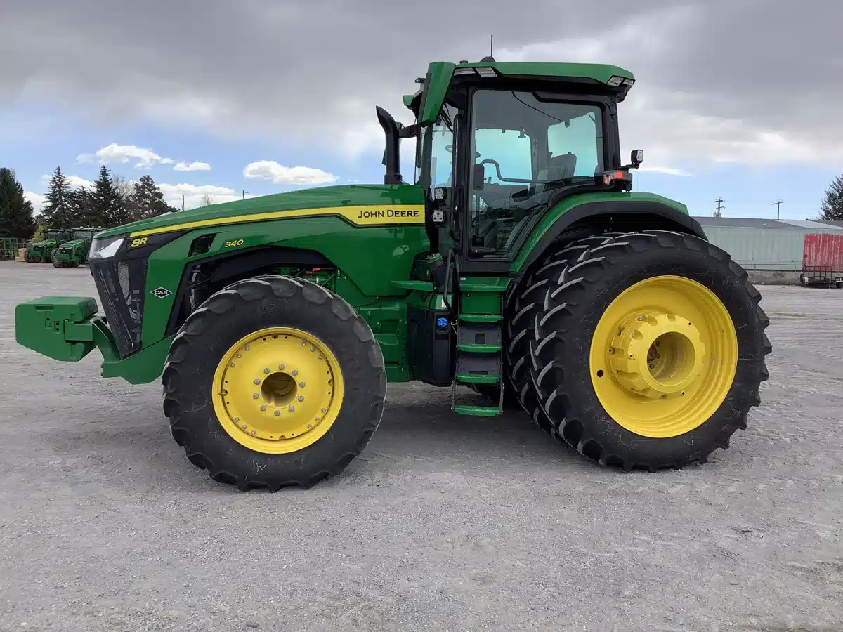 New 2023 John Deere 8R 340 Tractor | AgDealer