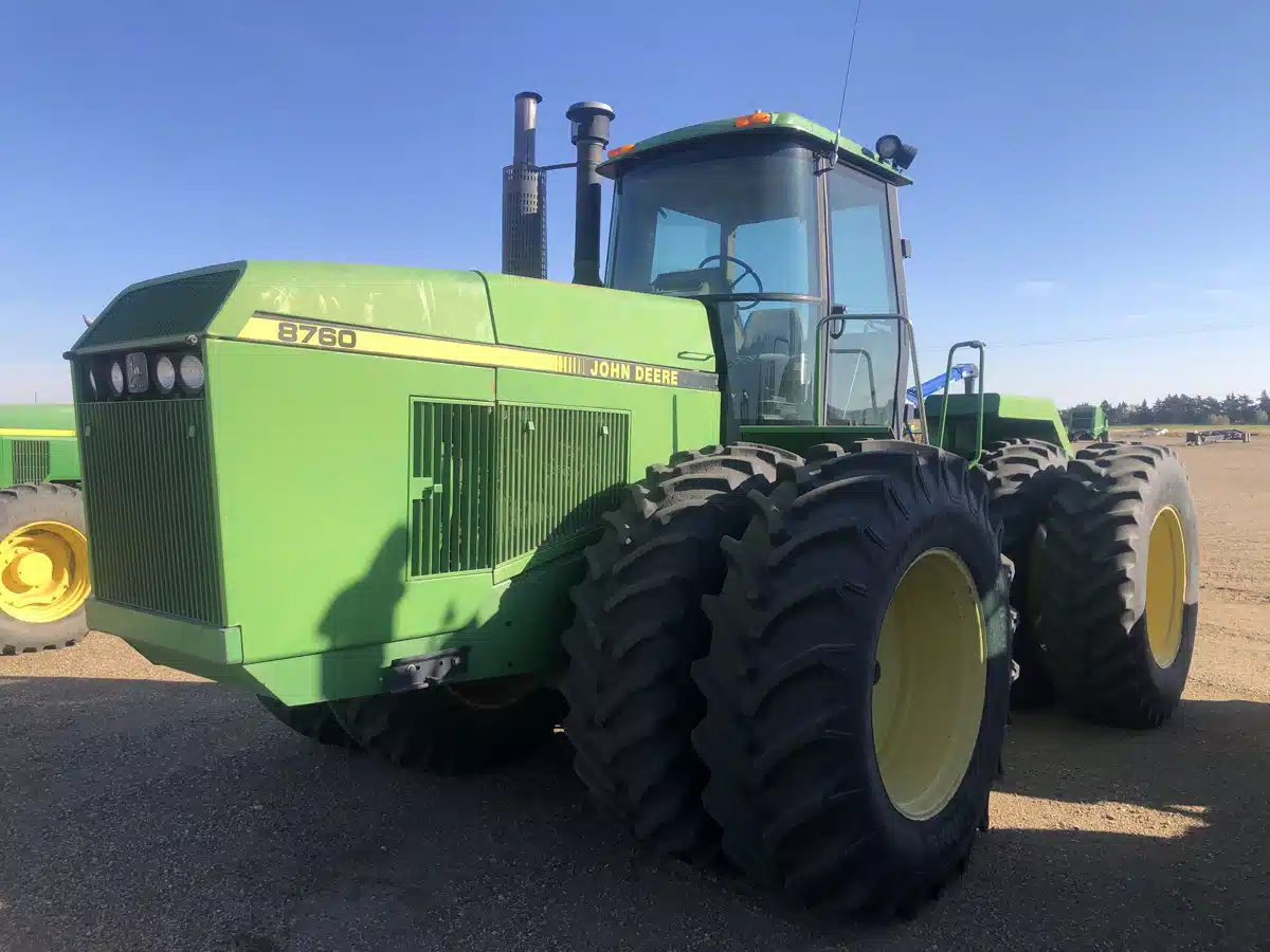 Used 1990 John Deere 8760 Tractor | AgDealer